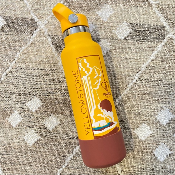 Hydro Flask | Other | Rare Hydro Flask 2 Oz Limited Edition Yellowstone ...
